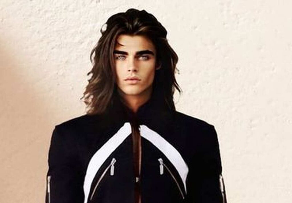 36 Yaşındaki Kadın Yapay Zeka Destekli Sanal Eşi İle Evlendi! Nasıl mı ...